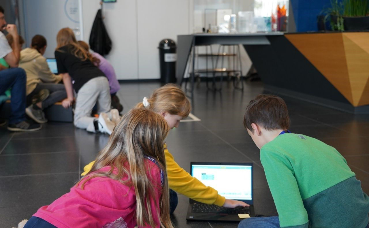 TeamViewer hosts coding workshop for Code Week Germany at Göppingen ...